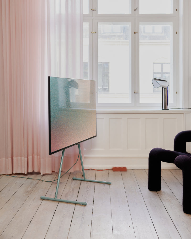 Elegant och flexibelt TV stativ